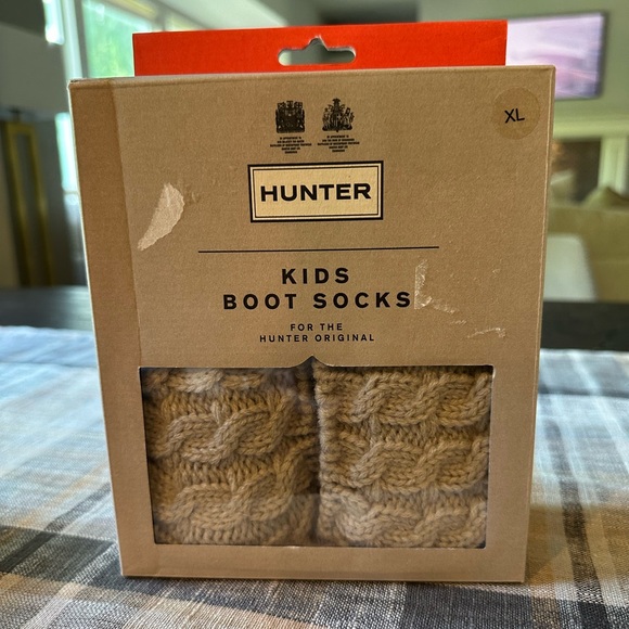 Hunter | Accessories | Hunter Greige Kids Recycled 6 Stitch Cable Boot ...
